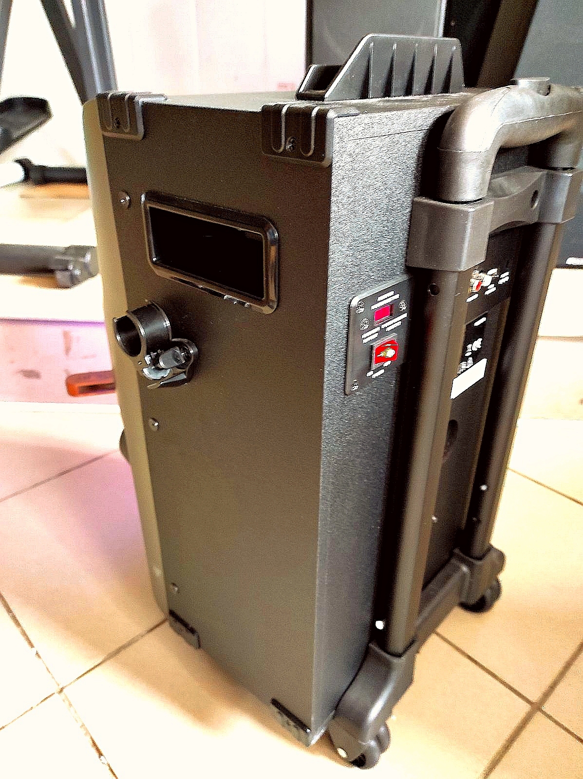 Активная колонка с караоке DisGo Box